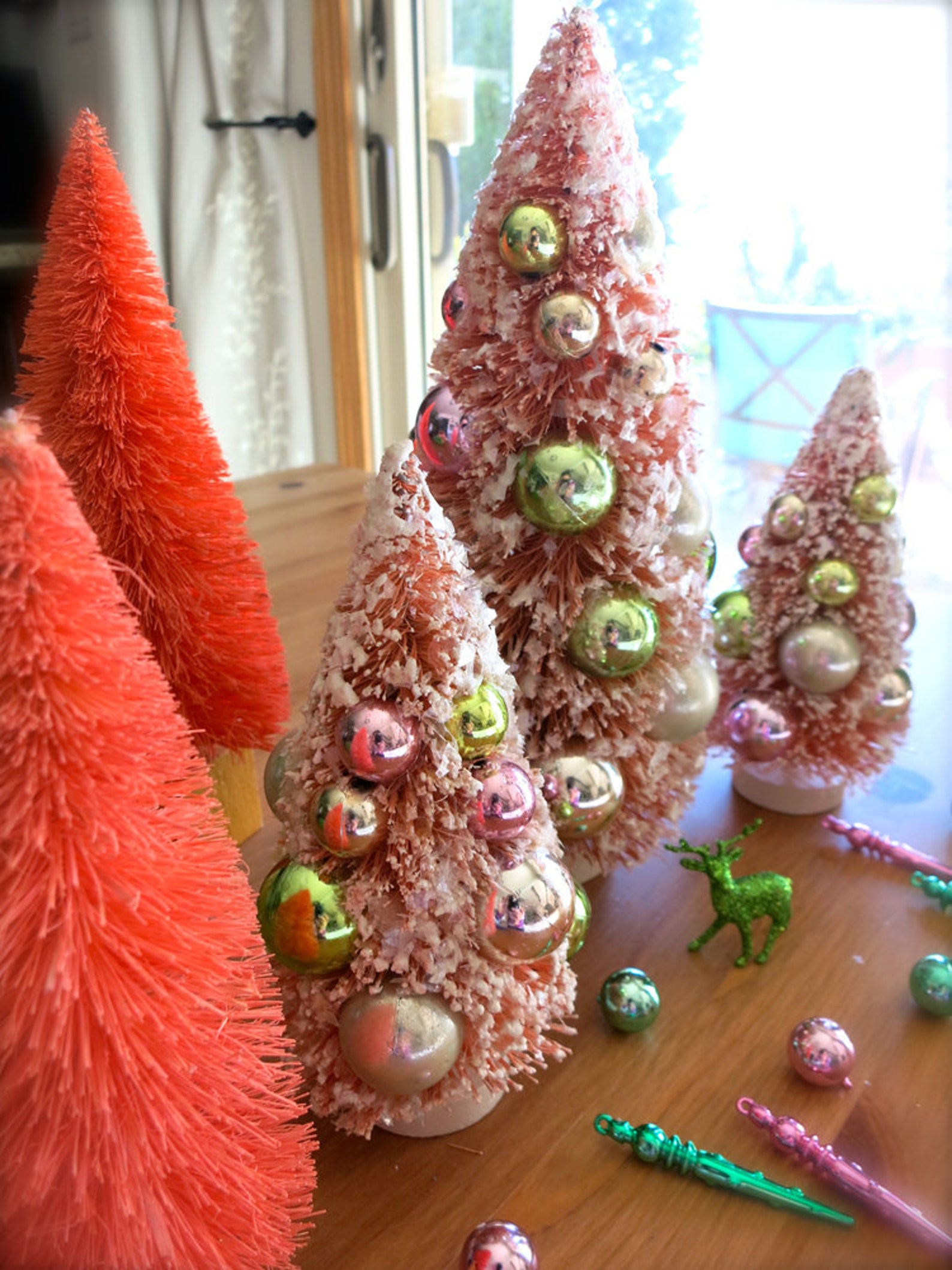 Large Pink Bottle Brush Tree W/ Bulbs-9 Inch Pink Tree-retro - Etsy