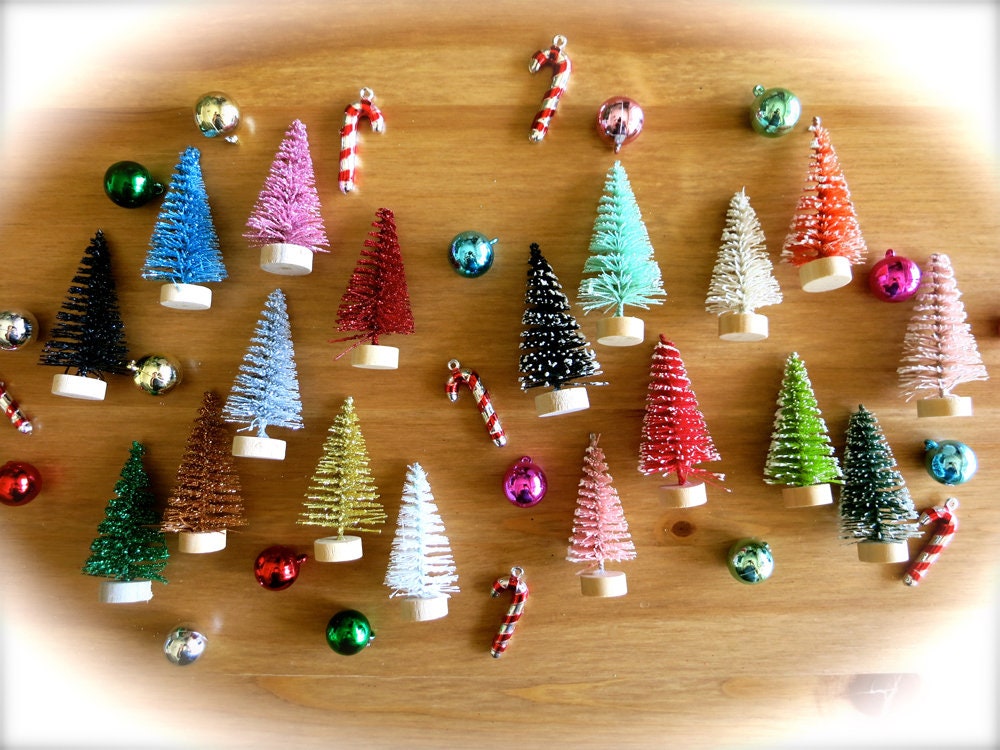 Tiny Retro Shiny Candy Canes-lot of 10-metallic Red & White Mini Candy ...
