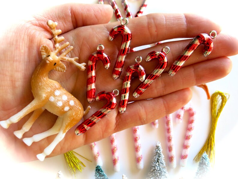 Tiny Retro Shiny Candy Canes-lot of 10-metallic Red & White Mini Candy ...