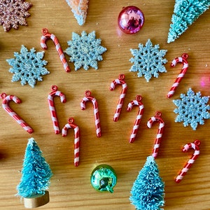 Tiny Retro Shiny Candy Canes-lot of 10-metallic Red & White Mini Candy ...