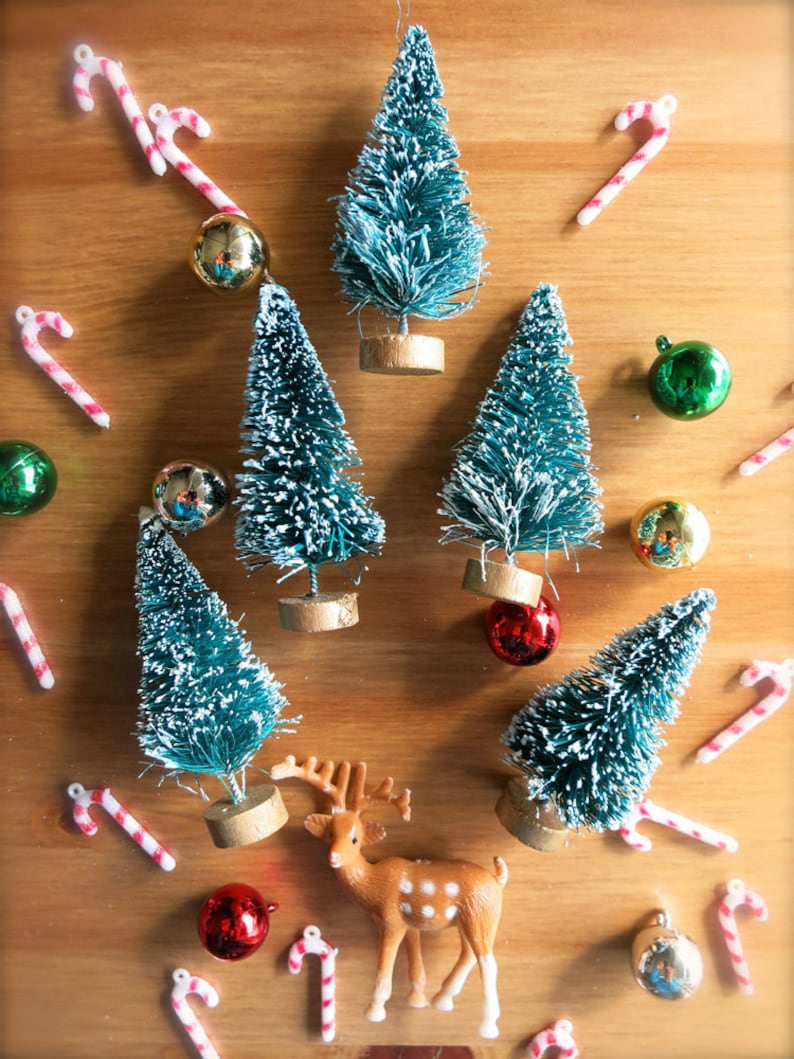 Tiny Retro Shiny Candy Canes-lot of 10-metallic Red & White Mini Candy ...
