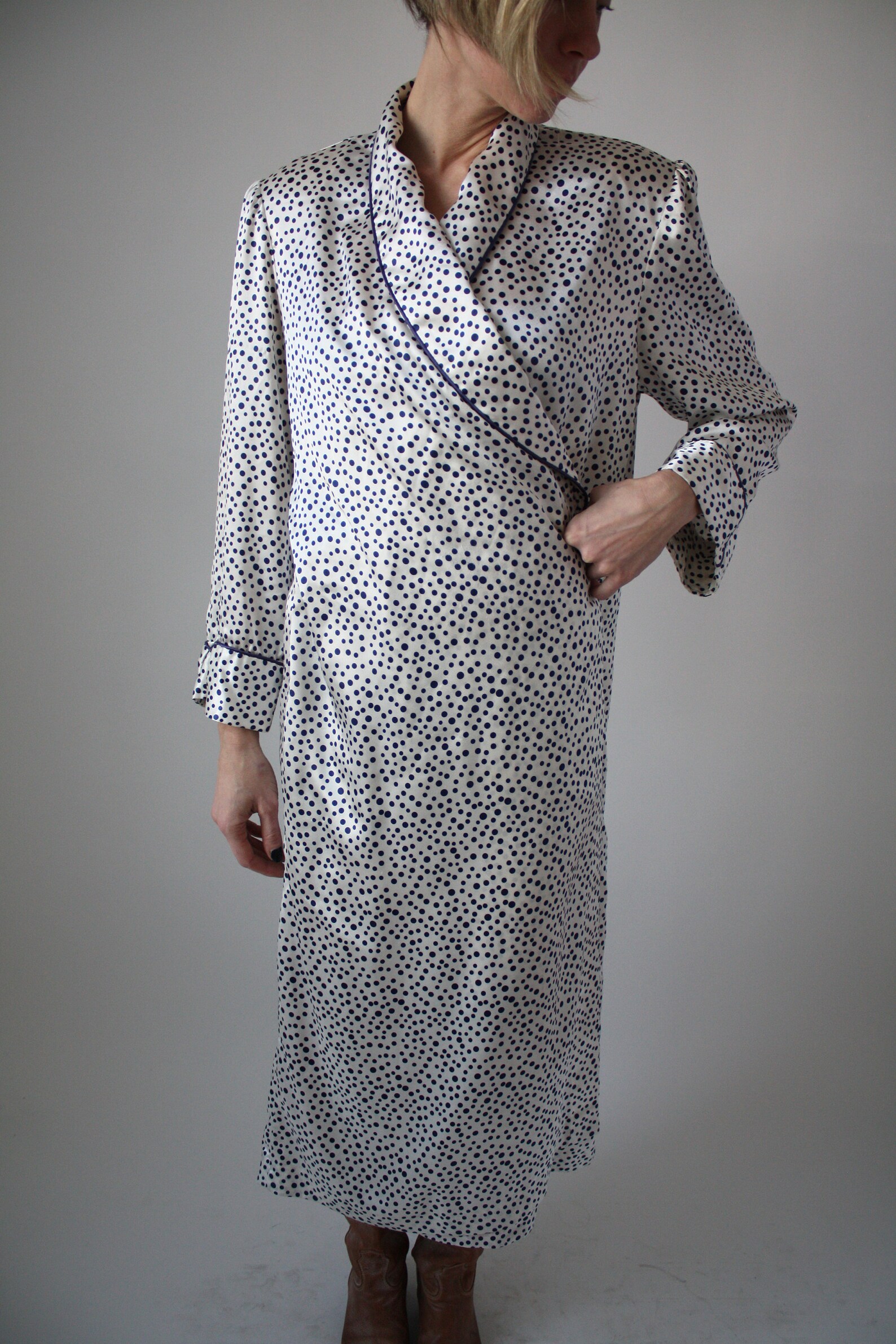 80s Bill Blass Satin Robe Blue and White Polka Dot Wrap Dress - Etsy