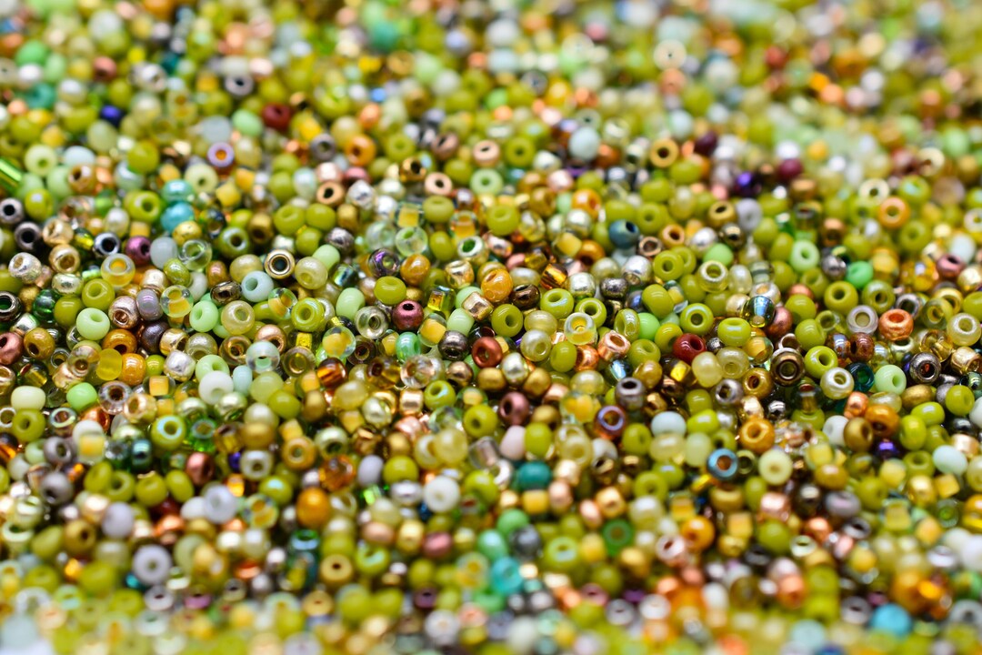 Olive Beads, Green Gold Savannah Green Beads Mixture 40 Gr, Sand Green ...
