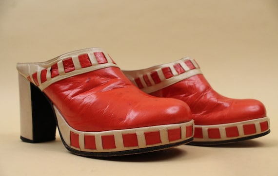 60s 70s Vtg Red & White Leather Clog Platform High He… - Gem