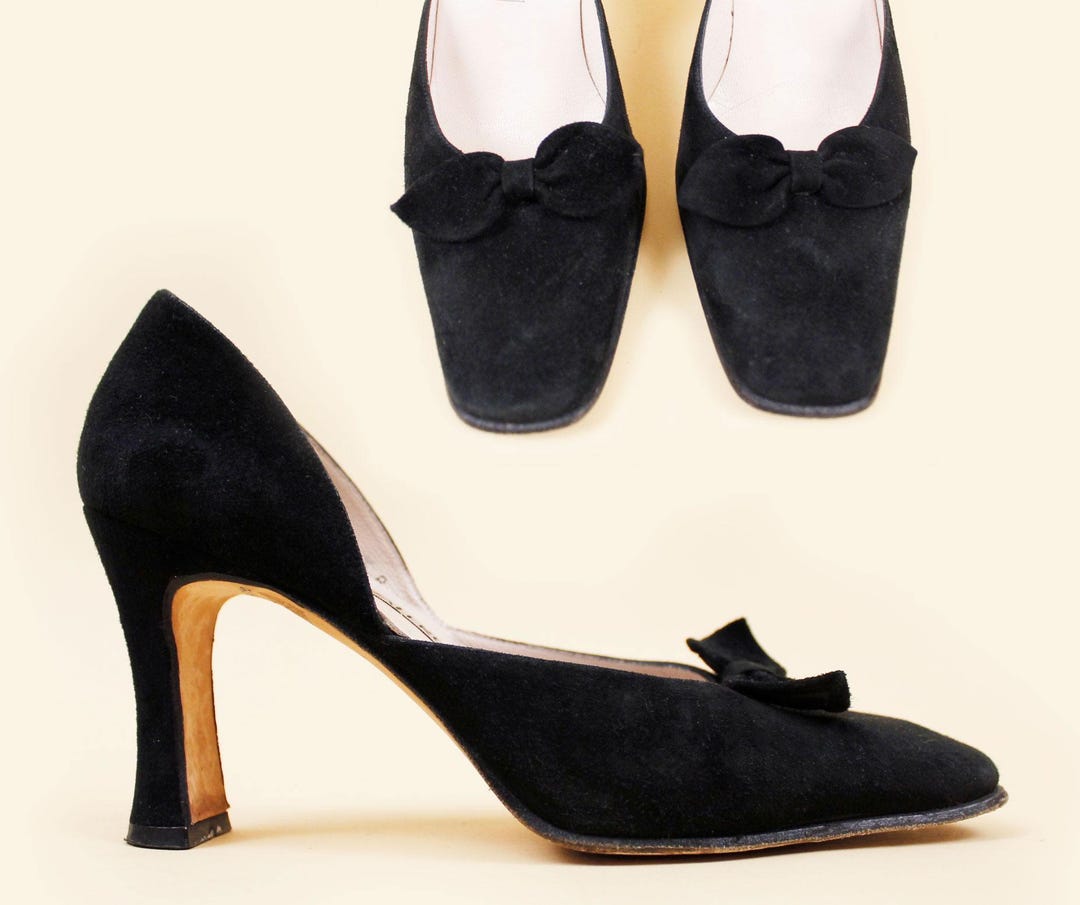 Vintage 90s Black Suede Bow Pumps: Martinez Valero Designer Heels US 6. ...