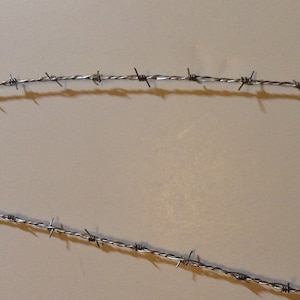Miniature Barbed Wire for Prop Diorama Dollhouse Barb Wire Train ...