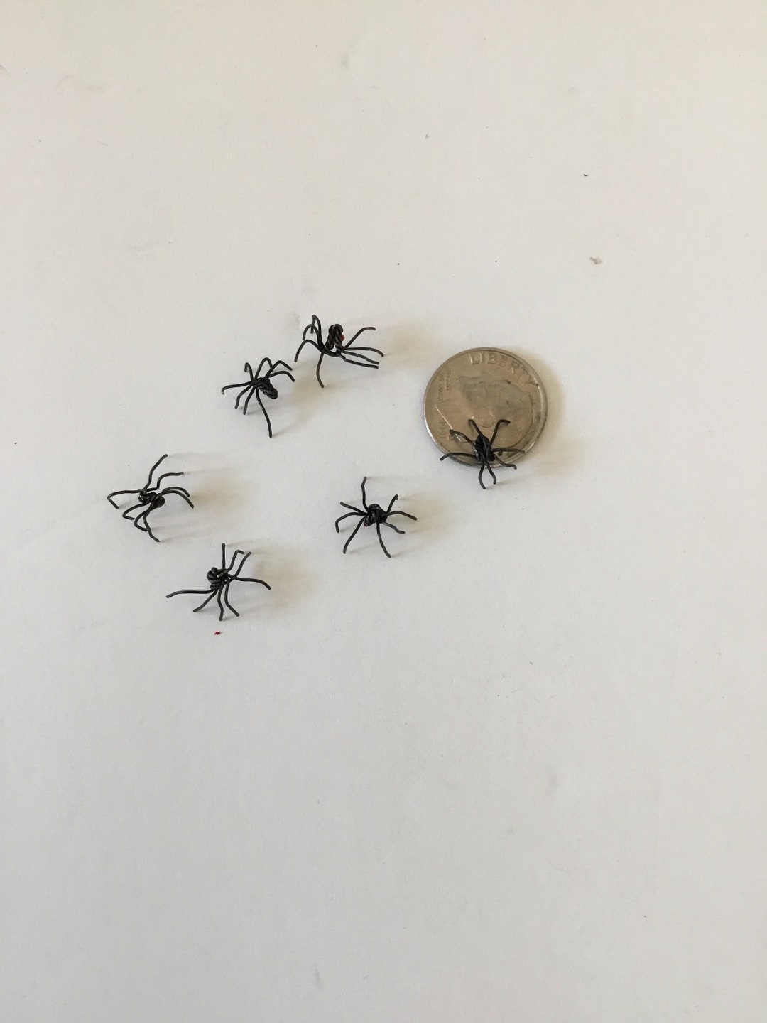 Miniature Wire Black Widow Spiders Handmade Halloween Dollhouse Decor ...