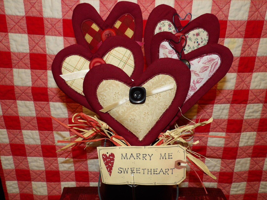 MARRY ME SWEETHEART: Redneck Roses Bouquet of Valentine Hearts Folk ...