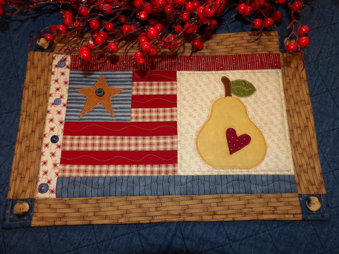 Patriotic Americana Colonial USA Flag Star Pear Patchwork Keepsake ...