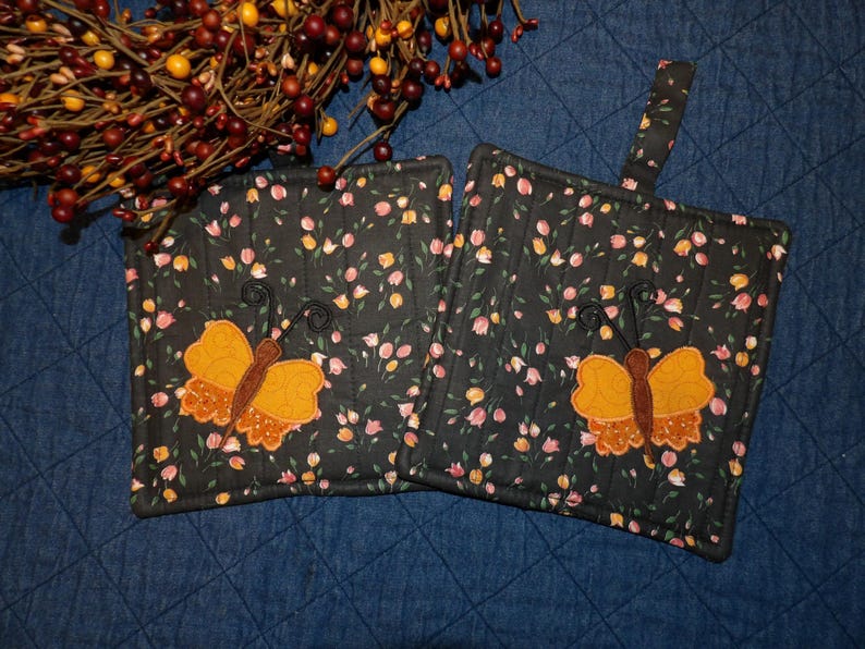 BUTTERFLY Potholders Summer Garden Bugs Primitive Black Orange Floral ...