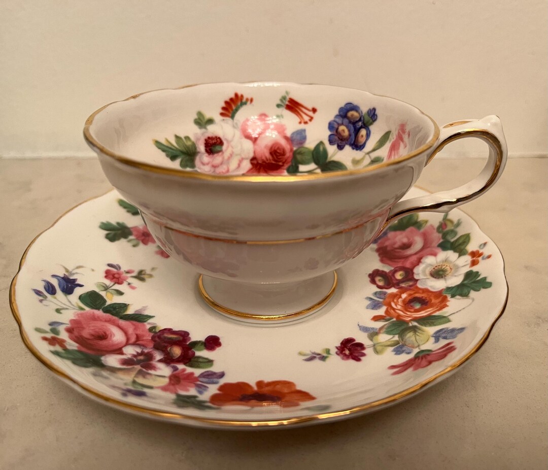 Vintage Ye Olde Grosvenor English Bone China Teacup and Saucer Set ...