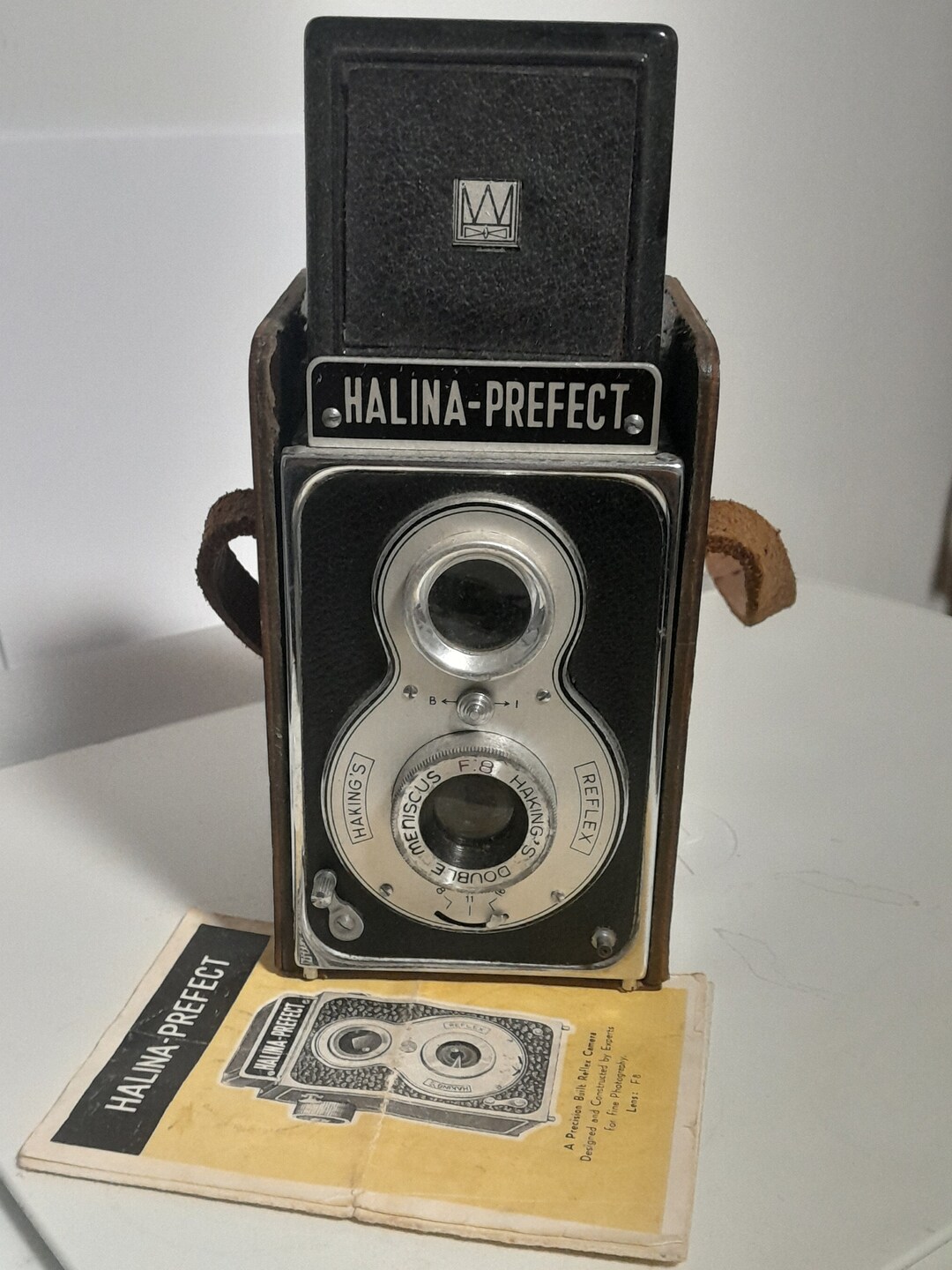 Halina Prefect TLR Camera in Leather Carry Case and With Original ...