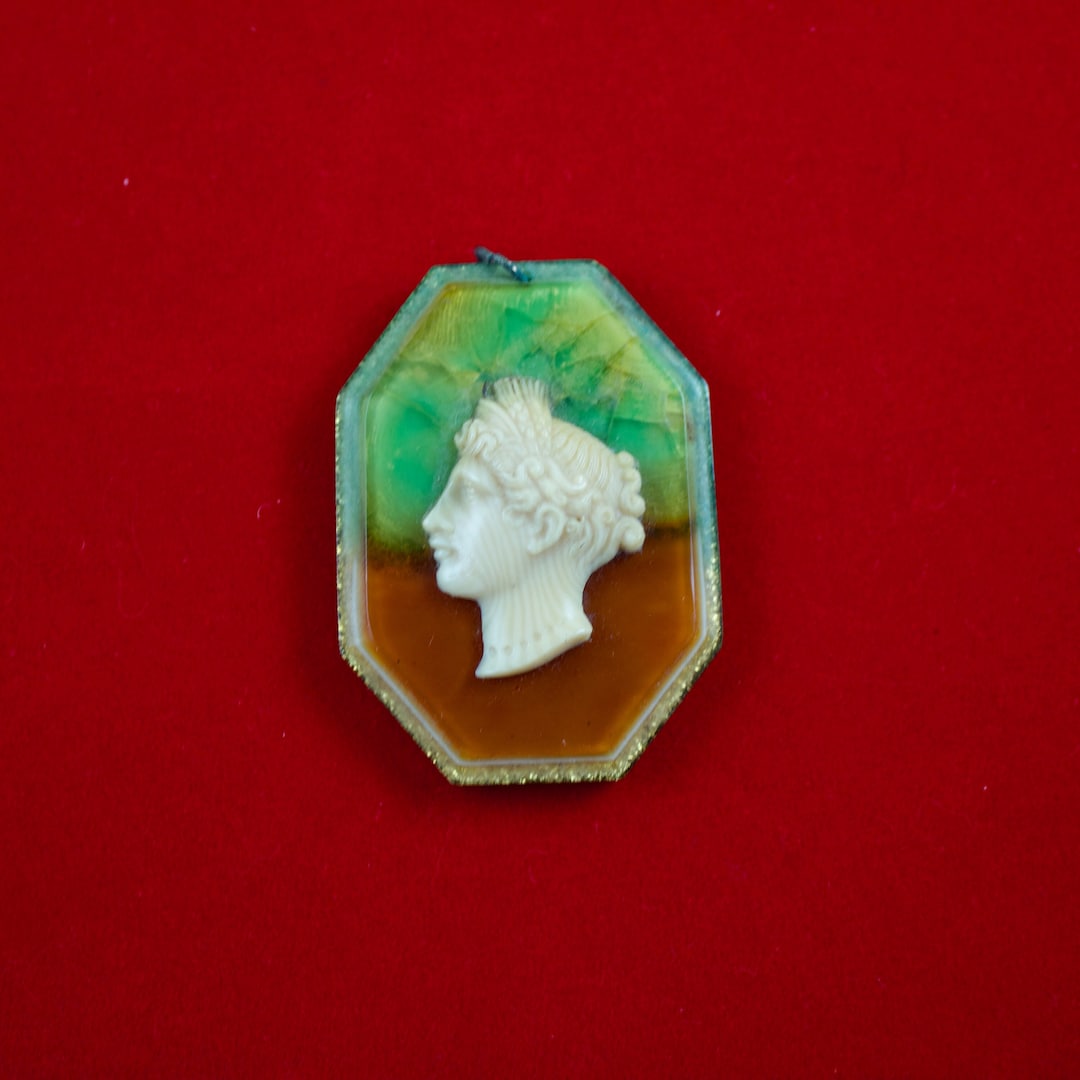 C1910-1920 Victorian Bakelite Cameo Pendant - Etsy