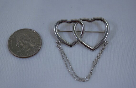 Vintage Interlocking Chained Hearts Sterling Brooch - Gem
