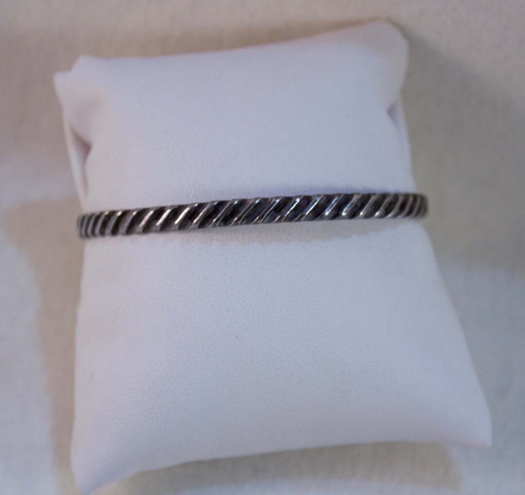 Estilo vintage de engranaje helicoidal, pulsera de ley acanalada - Etsy ...