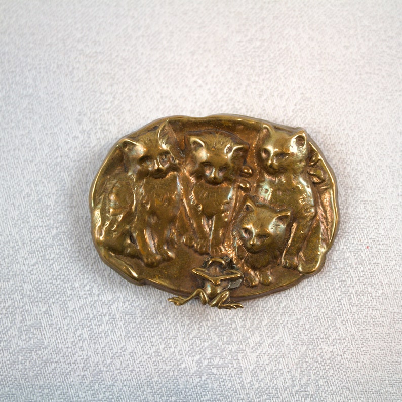 Vintage Cast Brass Clutter of Cats and Frog Brooch - Etsy