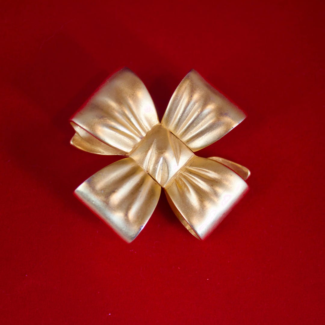 Vintage Elizabeth Arden Gold Plated Bow Brooch - Etsy