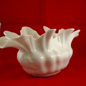 Rare Vintage Lenox Ruffle Top Clam Shell Design Porcelain Vase - Etsy