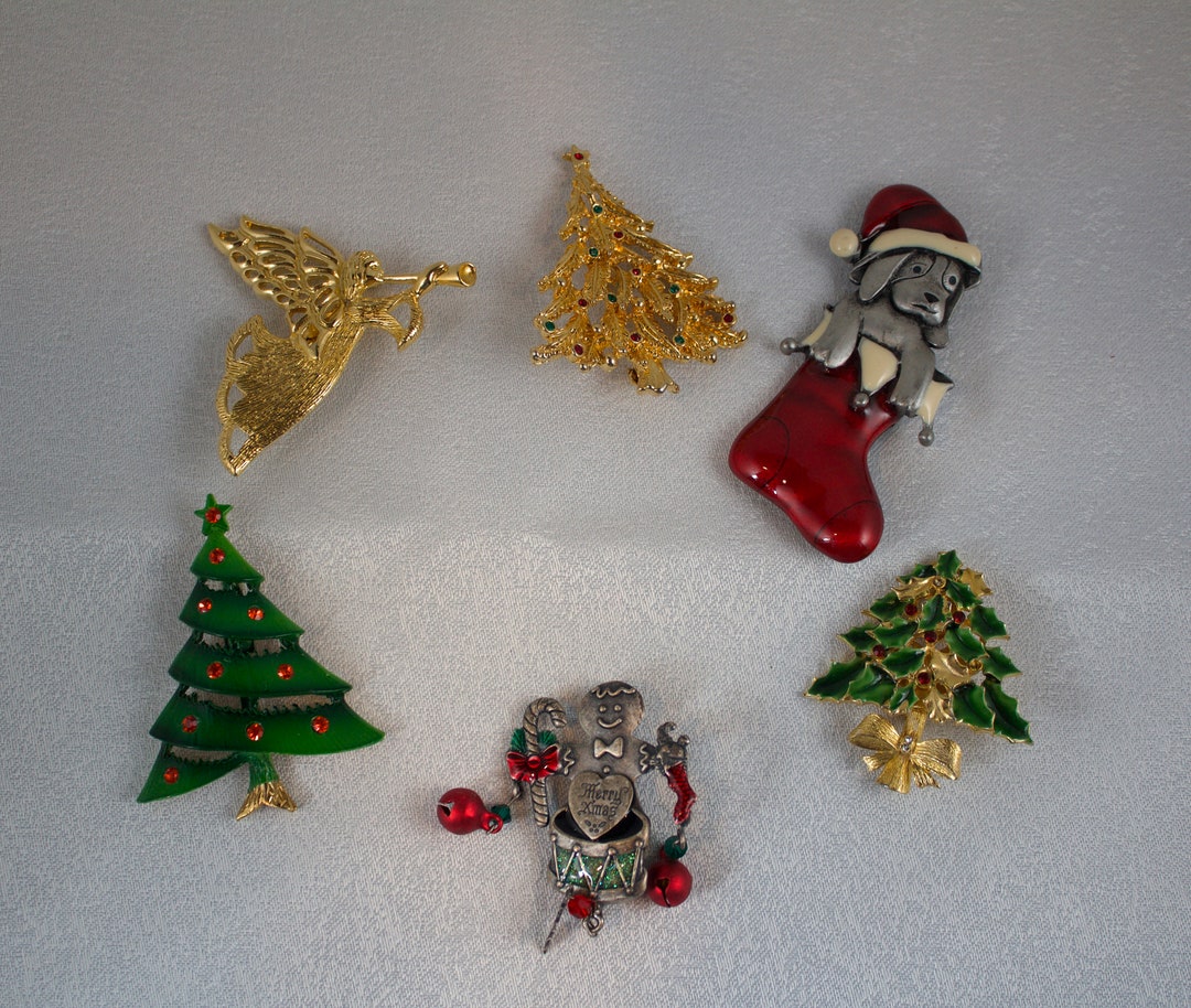 Vintage Christmas Holiday Pin Collection - Etsy