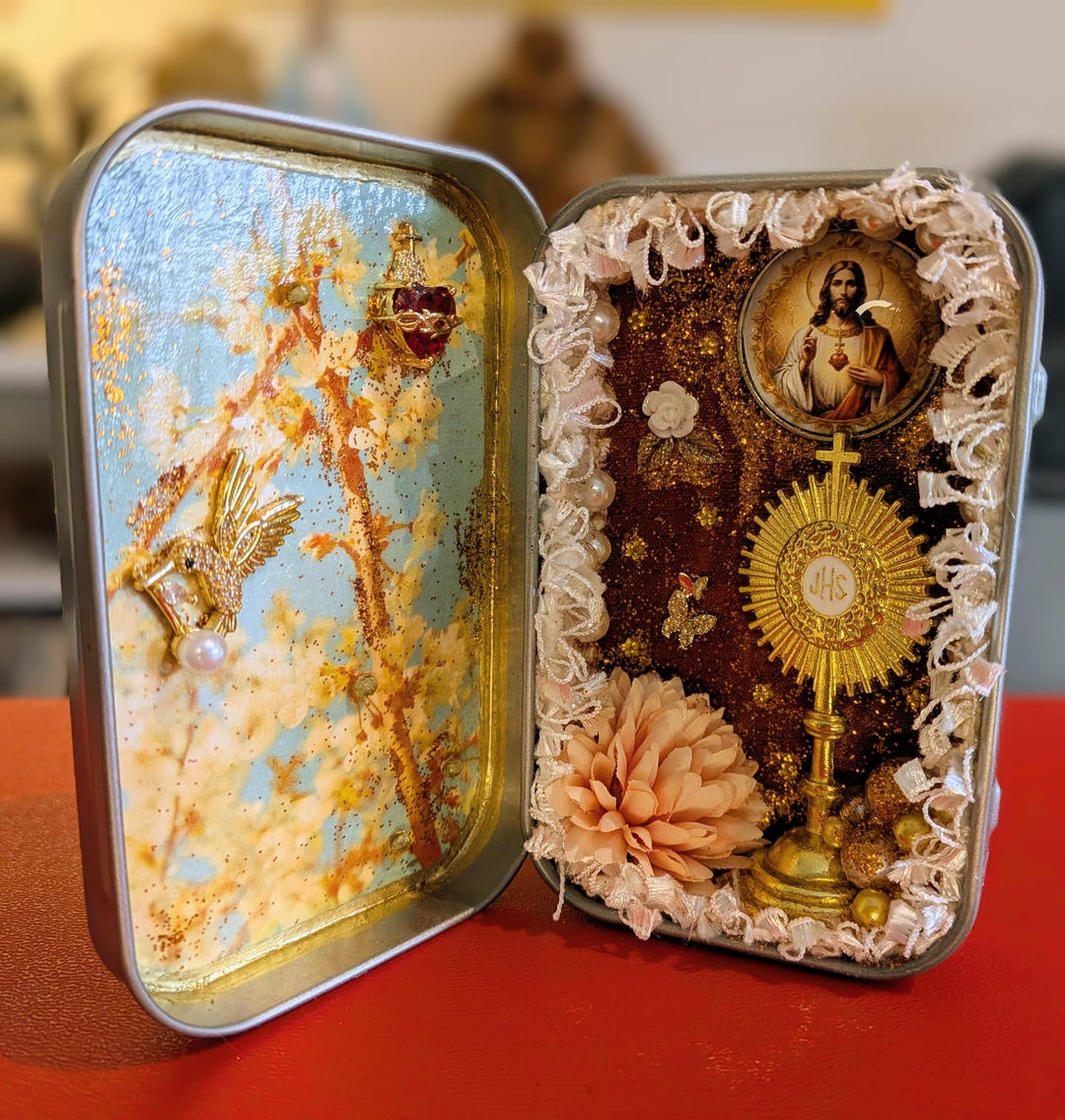 Pocket Altar Miniature Altar Oratory - Eucharistic Mystery and Sacred ...
