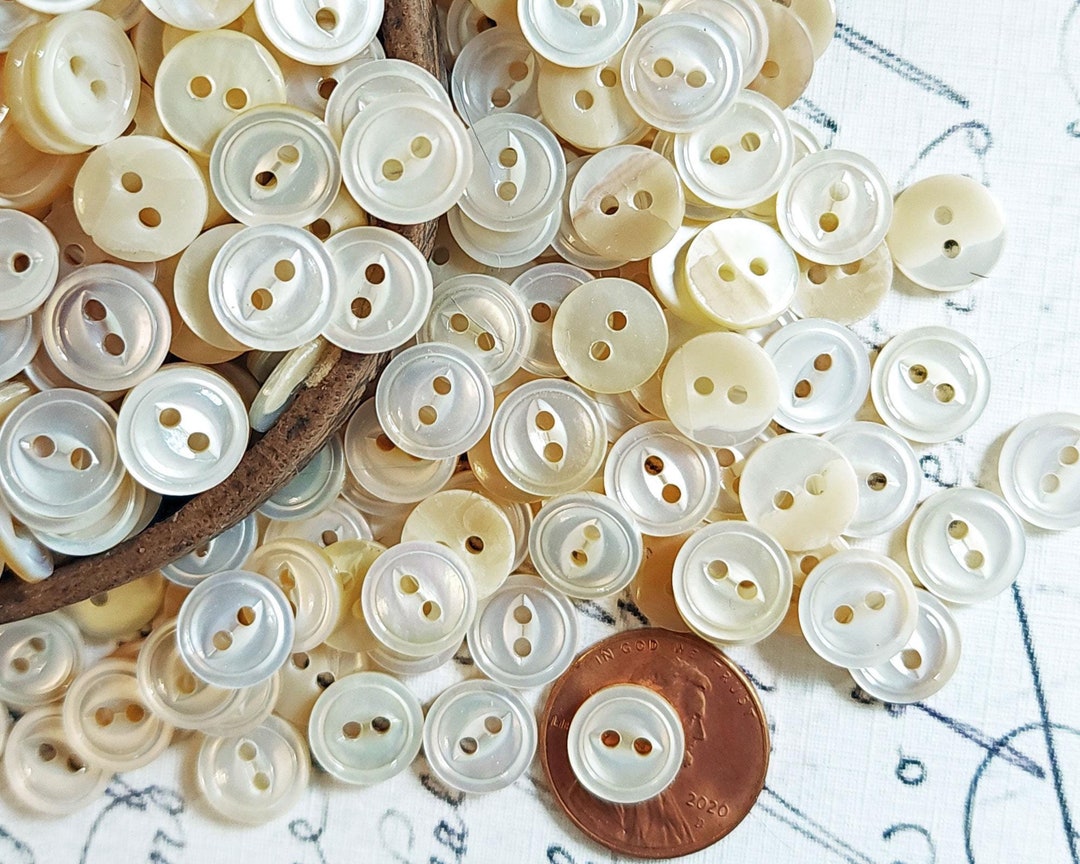 25 or 50 Vintage 1940s Dimi White Cat Eye Mother of Pearl Sewing ...