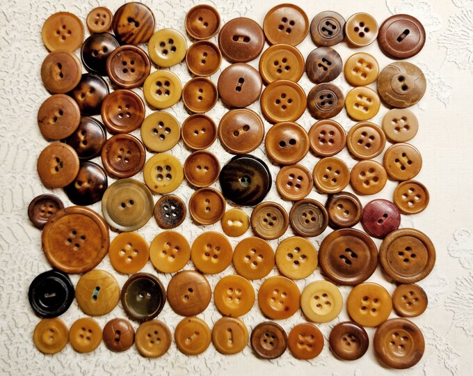 82 Antique 1900s Vegetable Ivory Buttons ~ Sets Singles & Some W ...