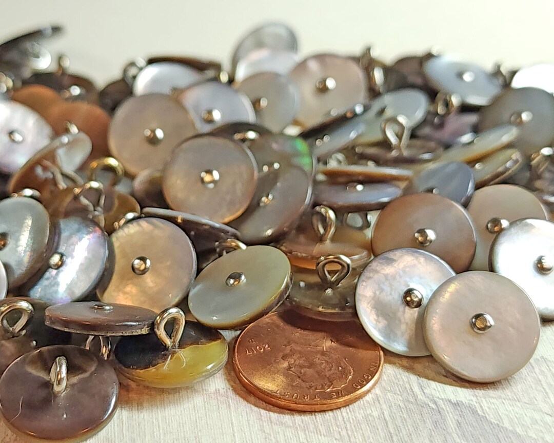 9 Vintage 1940s Smoky Oyster Shell Pin Shank Sewing Buttons Silver Gray ...