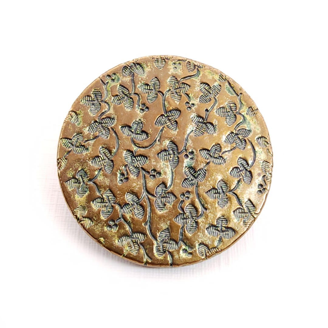 Ivy Leaves & Berries ~ Antique Brass Button W/ Green Tint ~ All-over ...