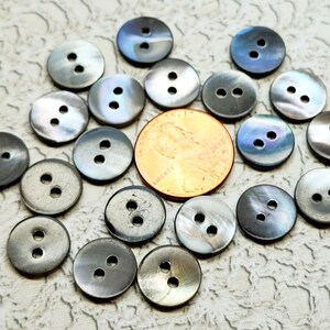 25 Vintage 1940s Silver Gray Oyster Shell Sewing Buttons Minimalist ...