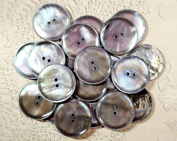 Minimalist Set of 5 Vintage 1940s Silver Gray Smoky Oyster Shell Mother ...