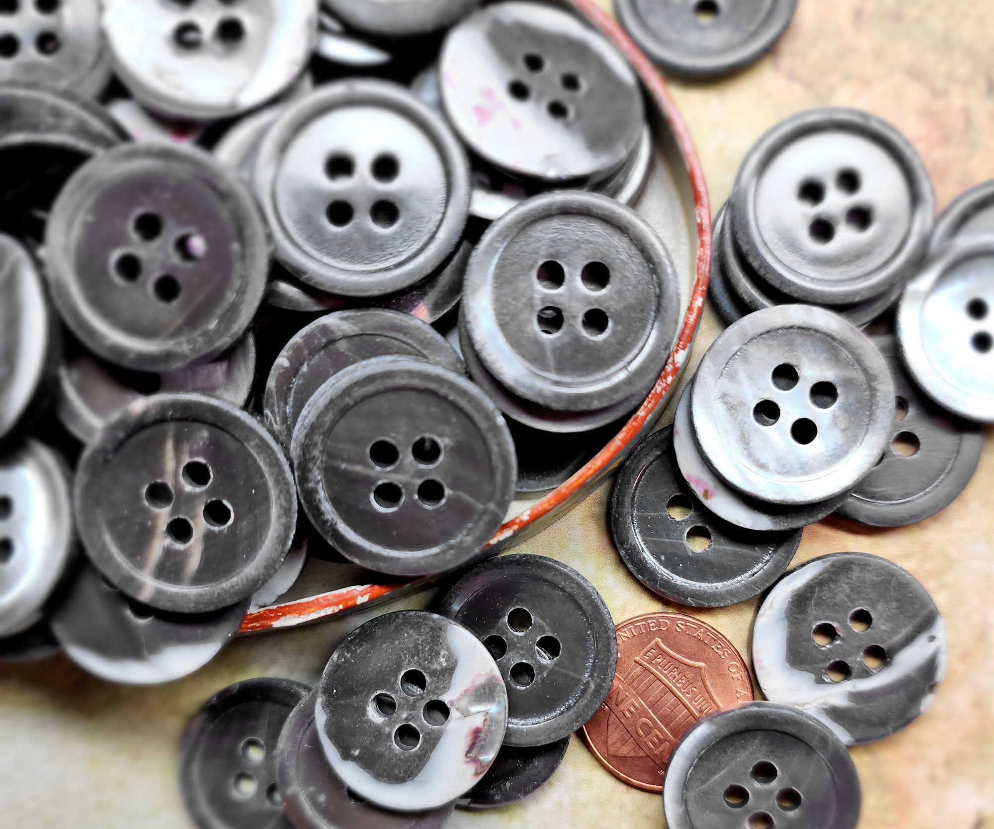 10 Vintage 1940s Frosty Shabby Gray Pearl Shell Buttons ~ Just Under 13 ...
