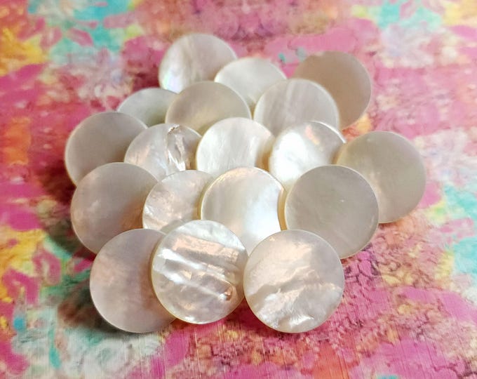 Set of 6 Vintage 1940s Mother of Pearl Sewing Buttons ~ Beautiful Shell ...