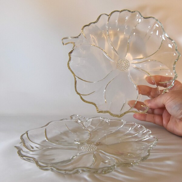 Glass Plate Flower - Etsy
