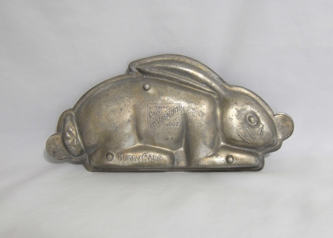 Genuine Cast Lustrealume Ware Bunny Cake Pan. Bunny Shaped Cast ...