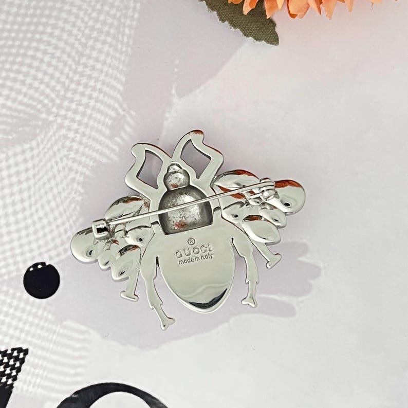 Vintage Gucci Bee Brooch With Crystal - Silver GG Logo Pin - Etsy