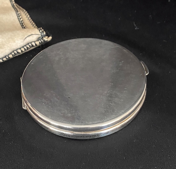 Black, Starr & Gorham silver compact - Gem