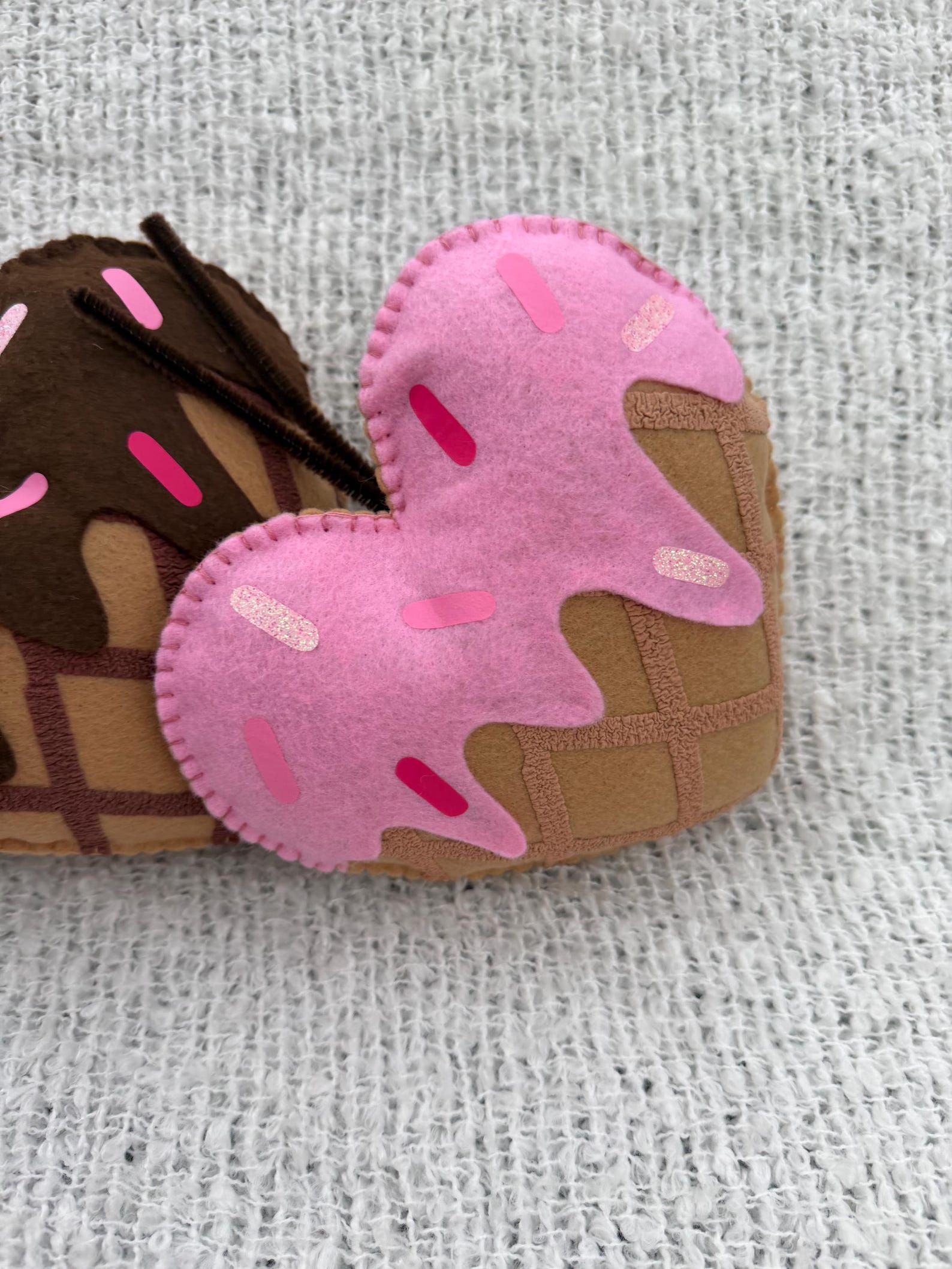 Waffle Felt Heart Wreath Attachment/ Valentine Decor/ Home Decor - Etsy