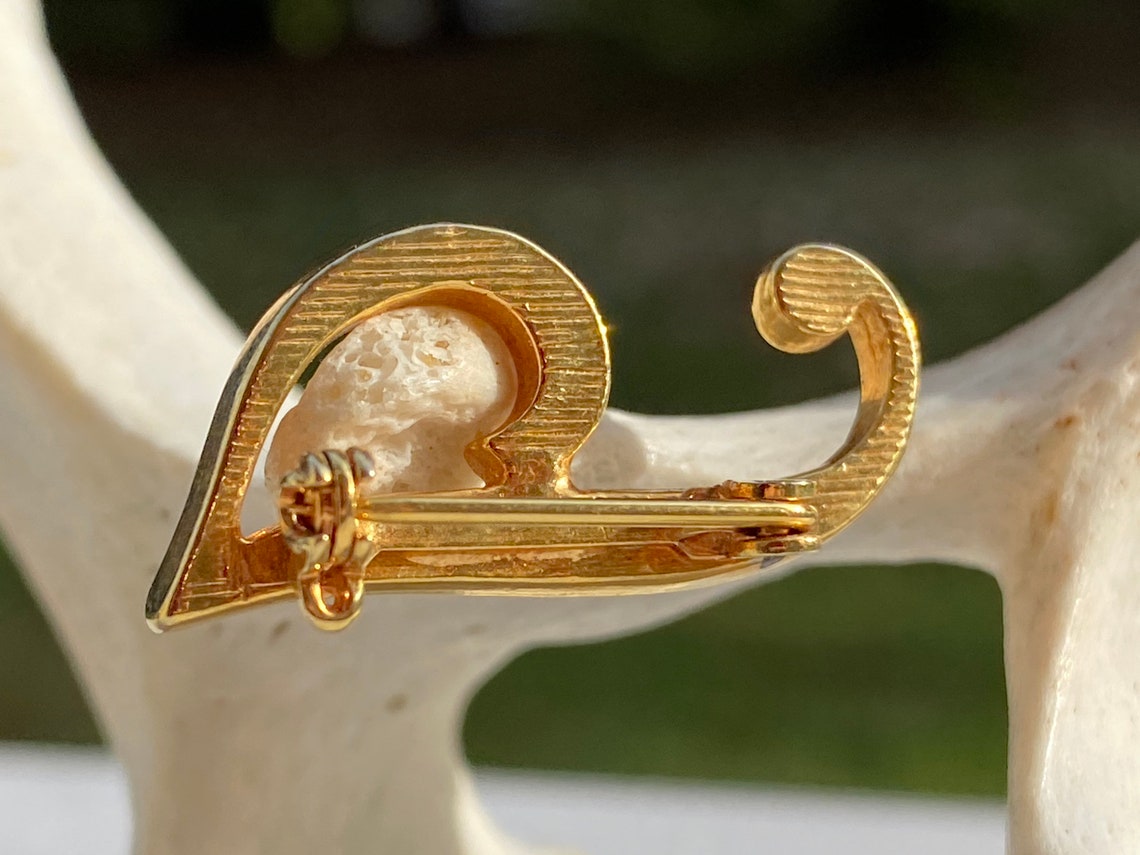 Cute Gold Tone Letter G Pin - Etsy