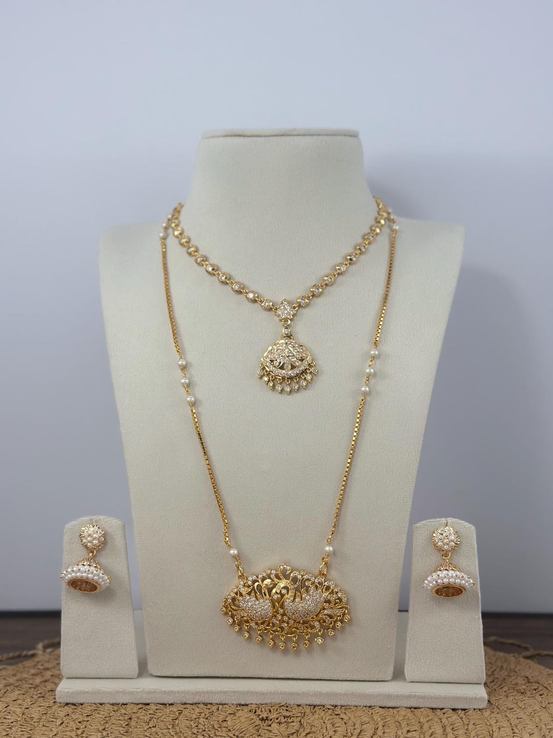 South Indian Impon Attigai With Pathakkam | Bridal Antique Gold Temple ...