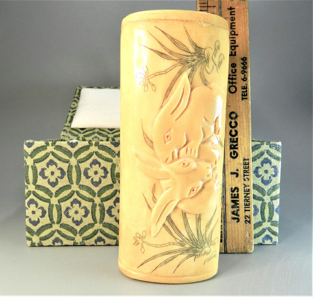 Vintage Carved Trinket Box From China - Rabbits - + Original Display ...