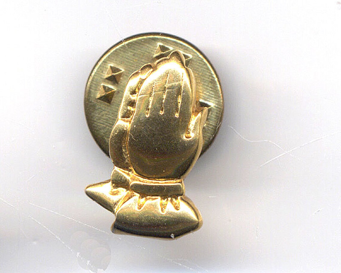 Vintage Gold-plated Praying Hands Lapel Pin - Etsy