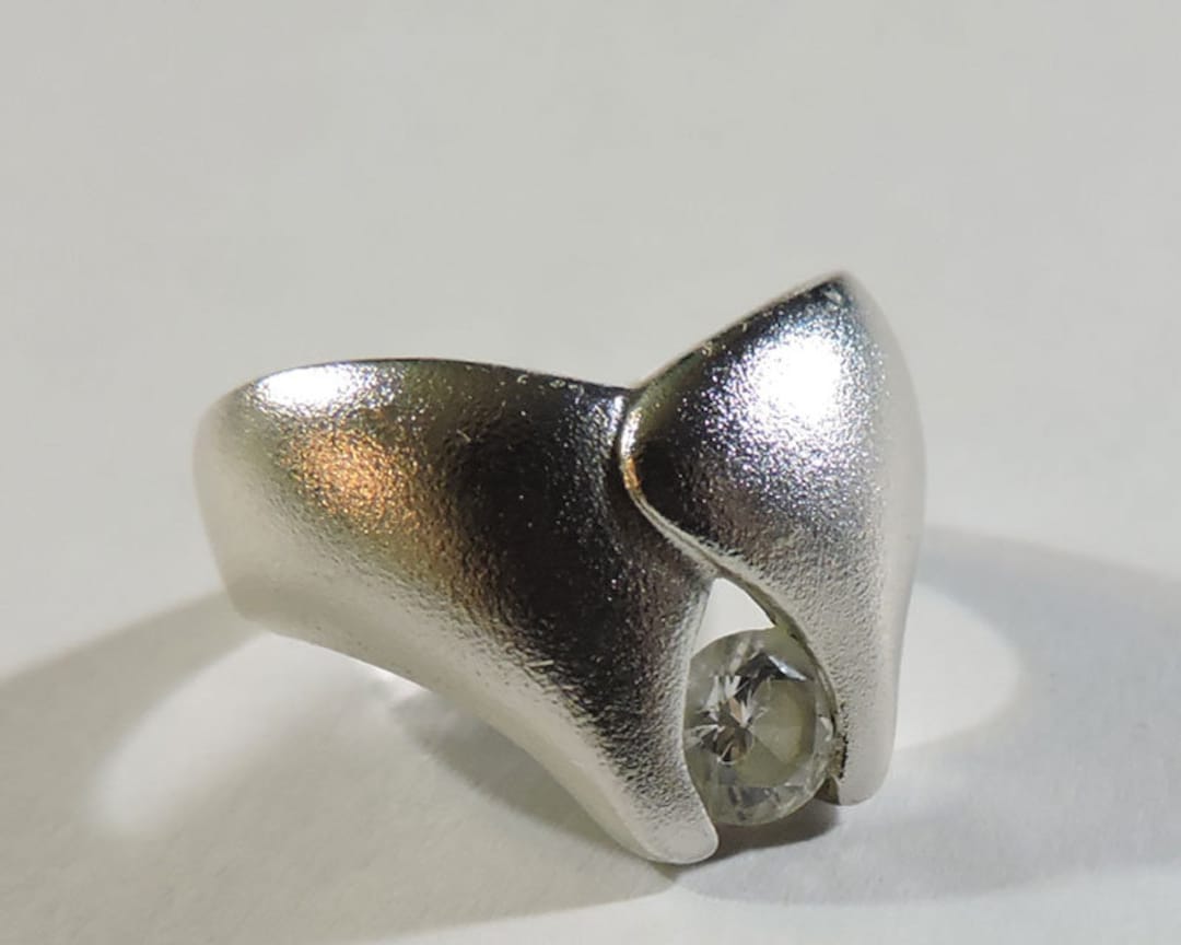 Sterling Silver Modern Design Ring W/clear Stone Size 6 - Etsy