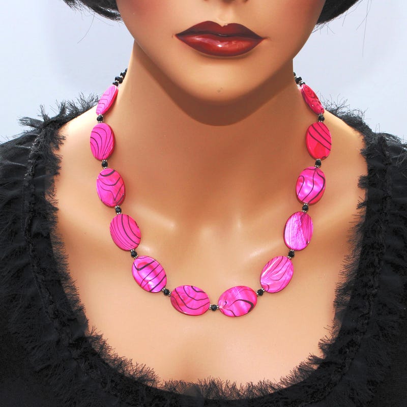 Magenta Necklace - Etsy
