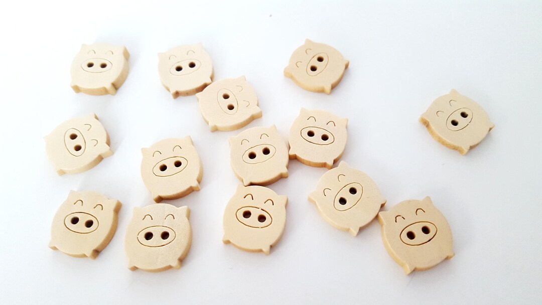 Pig Buttons, Wooden Pig Buttons, Wood Pig Buttons, Smiling Pig Buttons ...