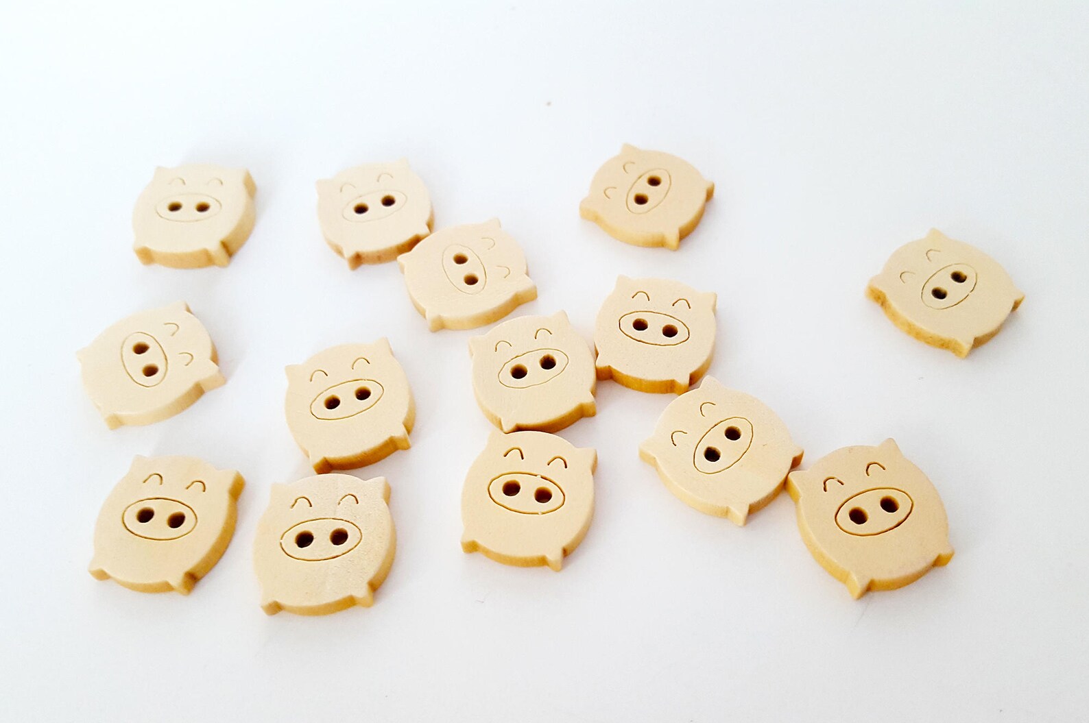 Pig Buttons Wooden Pig Buttons Wood Pig Buttons Smiling Pig - Etsy