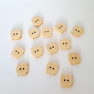 Pig Buttons, Wooden Pig Buttons, Wood Pig Buttons, Smiling Pig Buttons ...