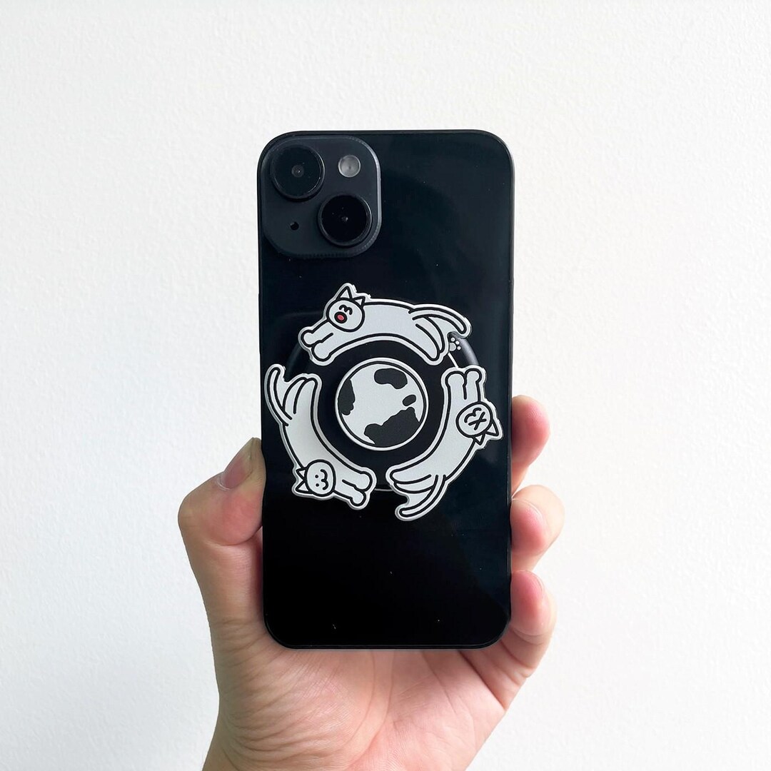 Spinning Cat Phone Grip, Magsafe Fidget Toy Pop Socket, Rotating Anime ...