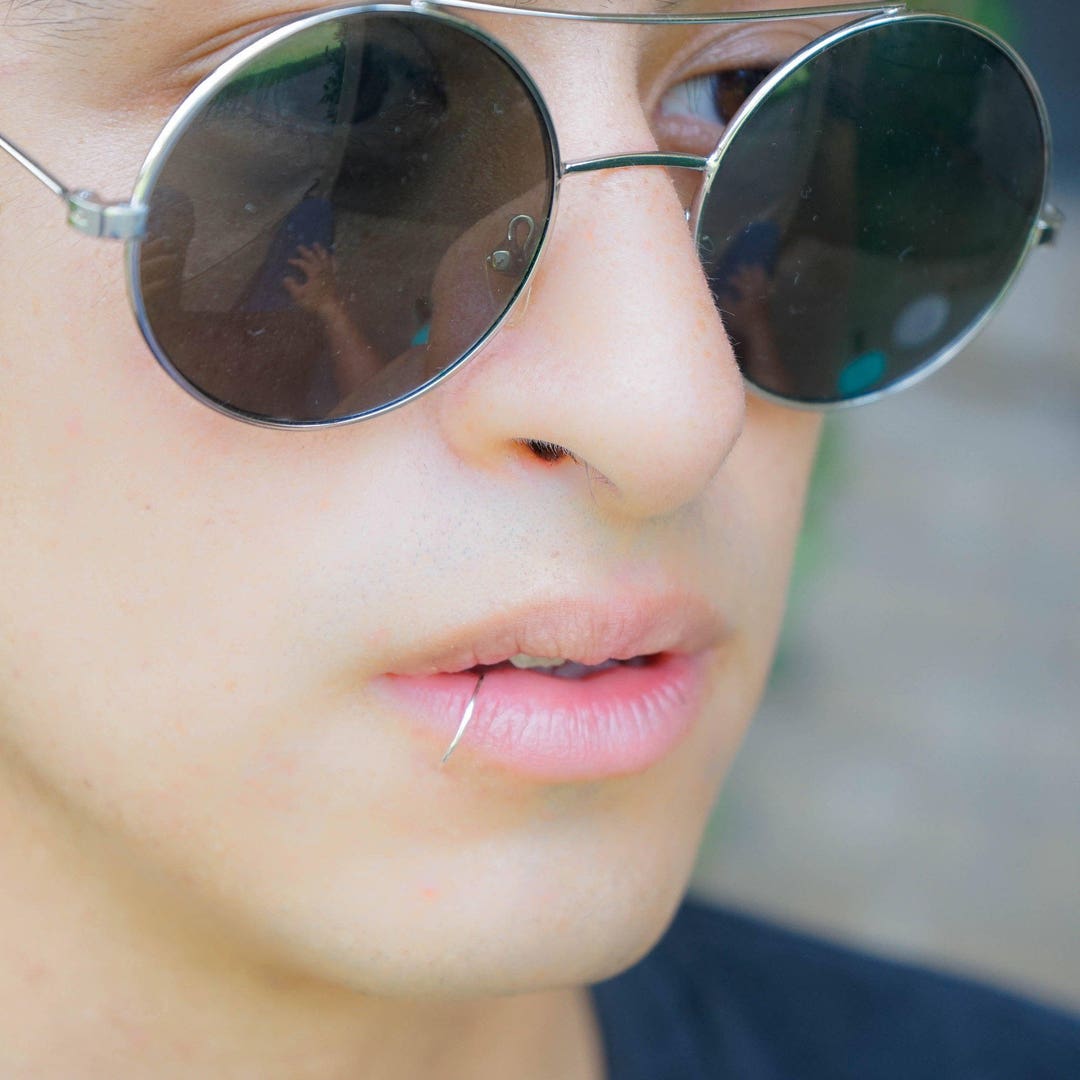 Tiny Fake Lip Ring, Fake Gold Lip Ring, Faux Lip Piercing, Clip on Lip ...