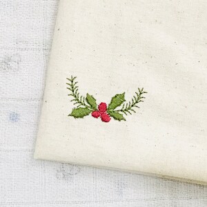 Mini Holly Berry Embroidery Design, Small Holly Berry Machine ...