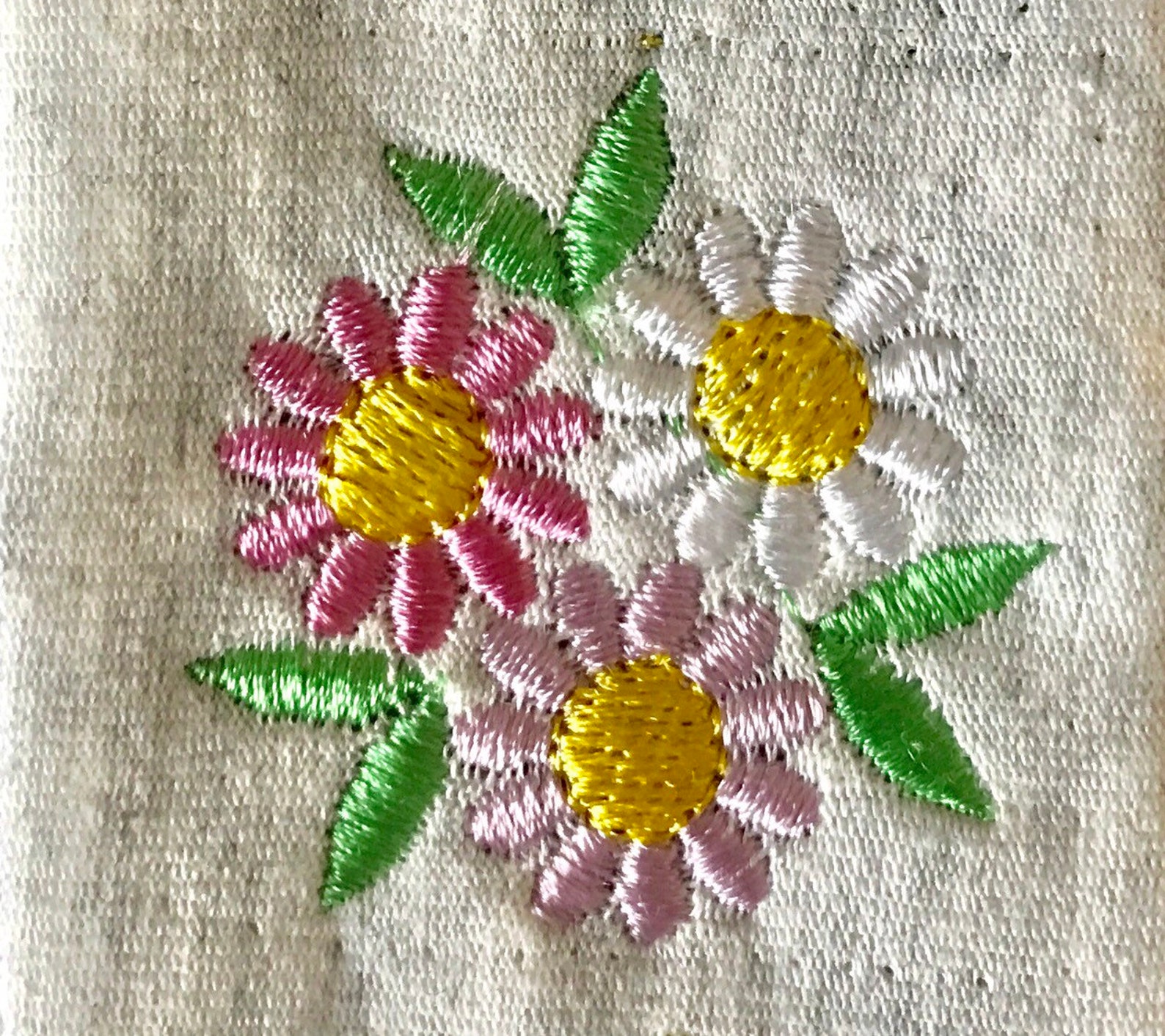 Mini Daisy Embroidery Designs Small Daisy Machine Embroidery - Etsy